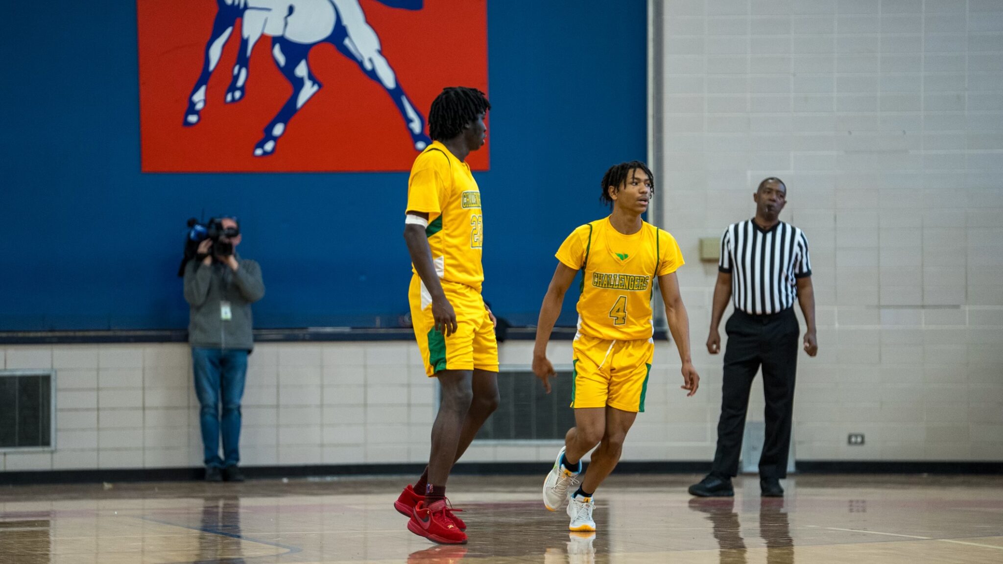 Carver players, coaches remember, honor the legacy of late coach ...