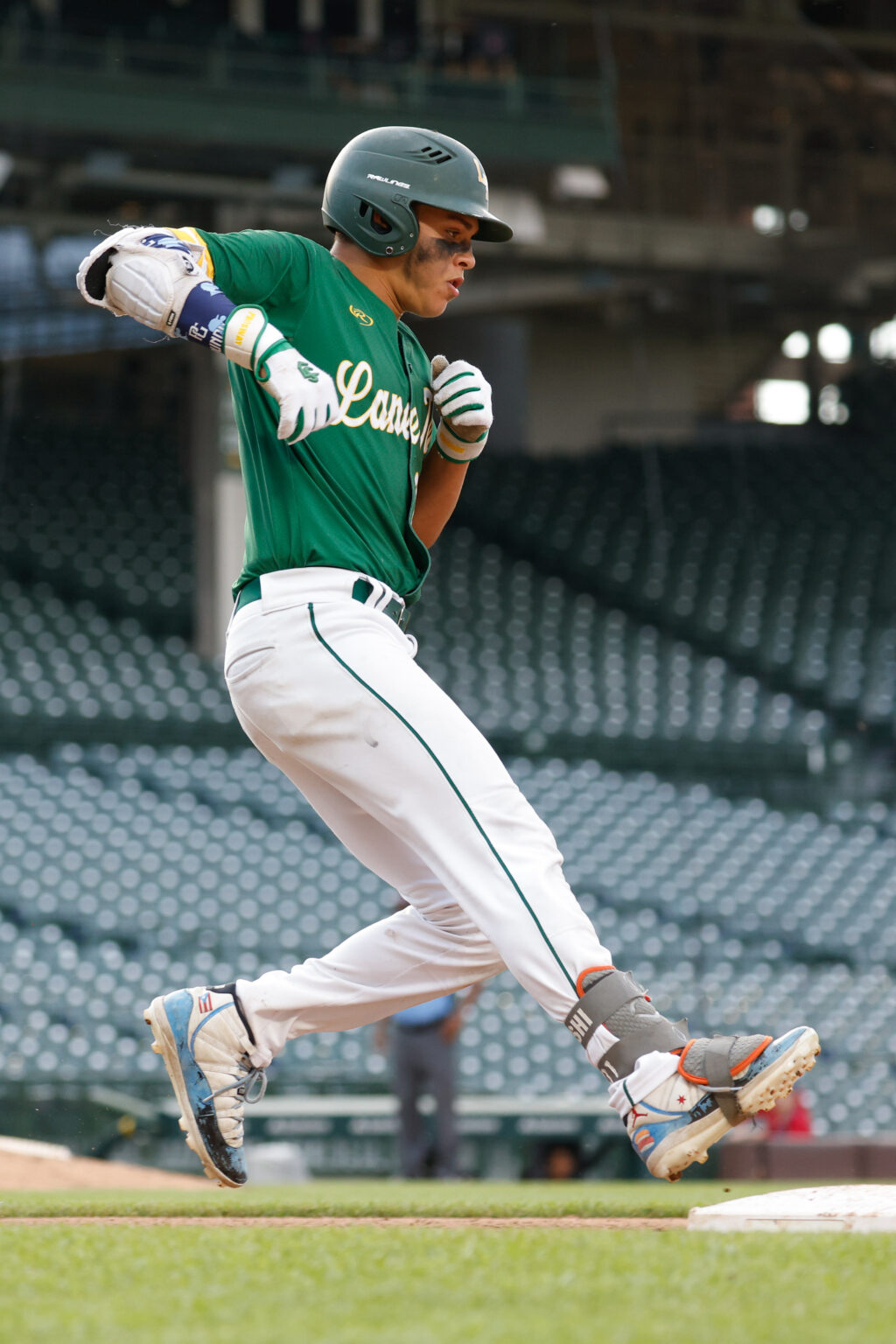 Lane rally shocks Kenwood in epic seventh inning of city baseball ...