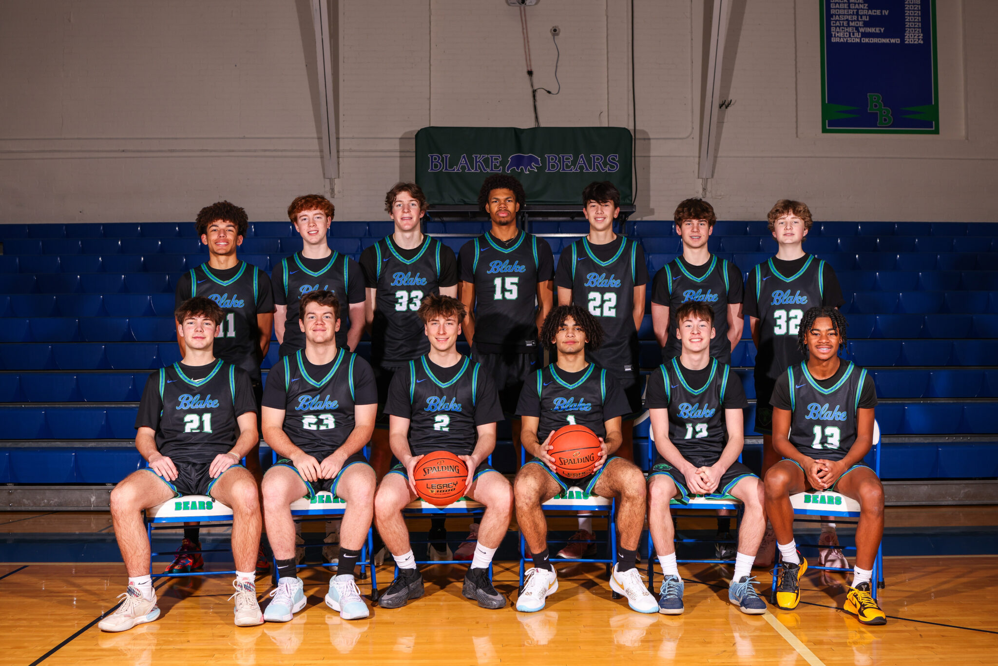 Boys Basketball | Blake Bears (MN)