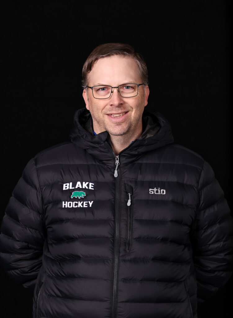 Boys Hockey | Blake Bears (MN)