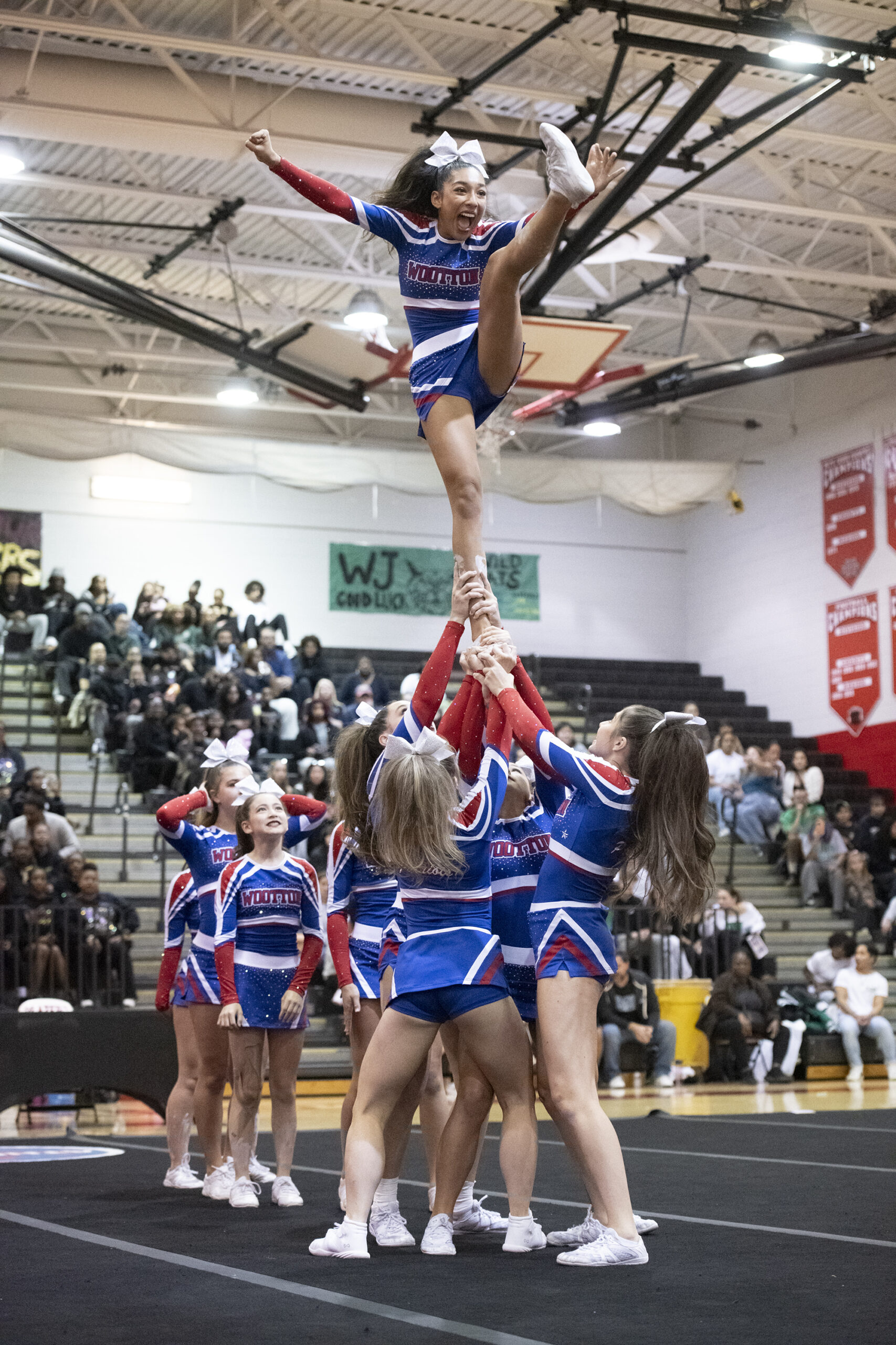 Cheerleading | Montgomery County Public Schools (MD)